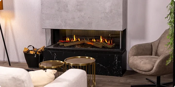 Skap en koselig atmosfære med en 3-sidig elektrisk peis til flere rom